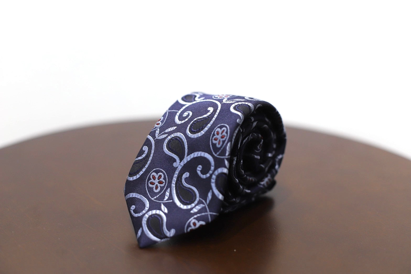 女性骨格に合わせたネクタイ – Kazeka